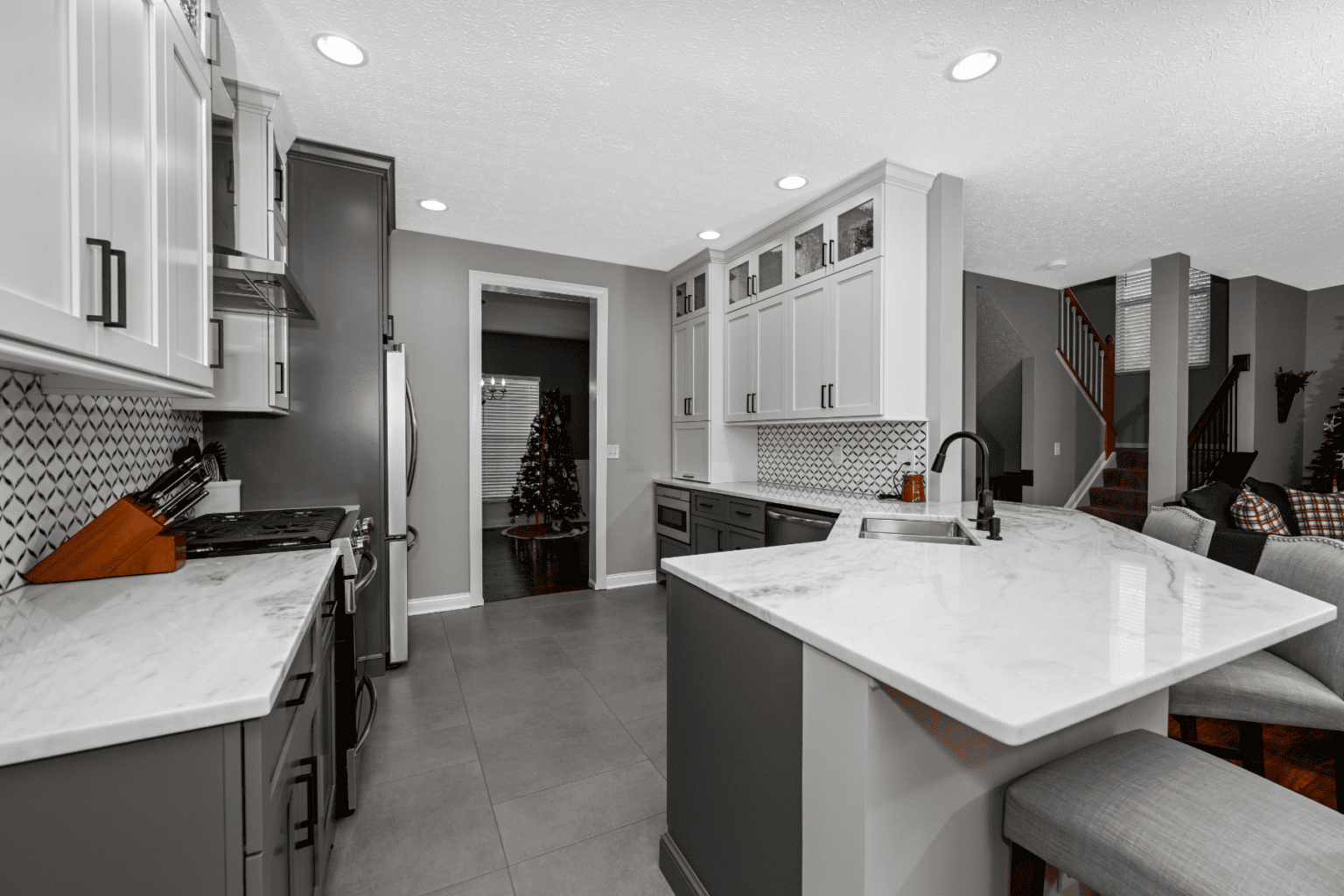 Pataskala Gray Kitchen Remodel | Daso Custom Cabinetry