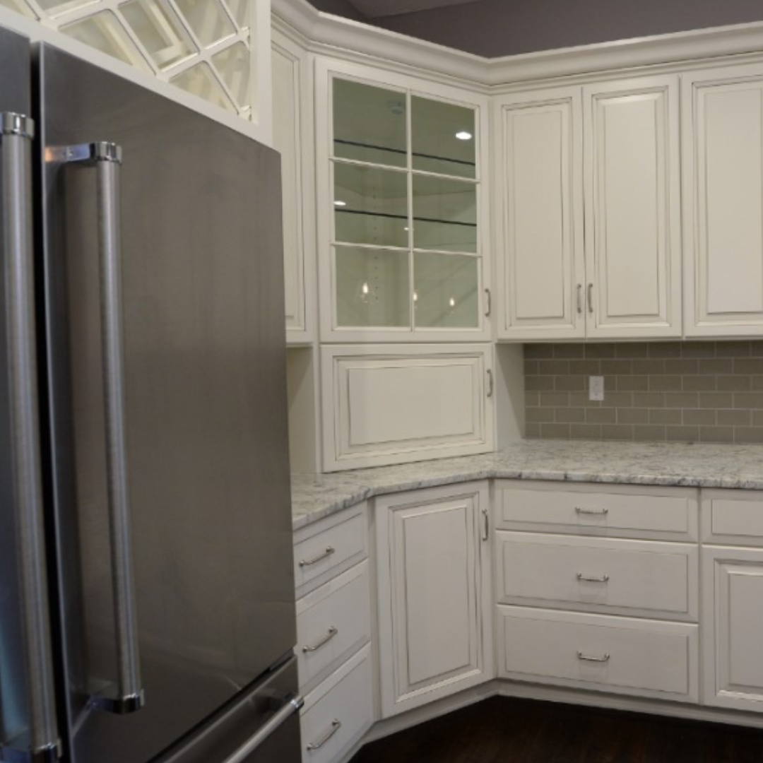 8 Smart Kitchen Corner Solutions | Daso Custom Cabinetry